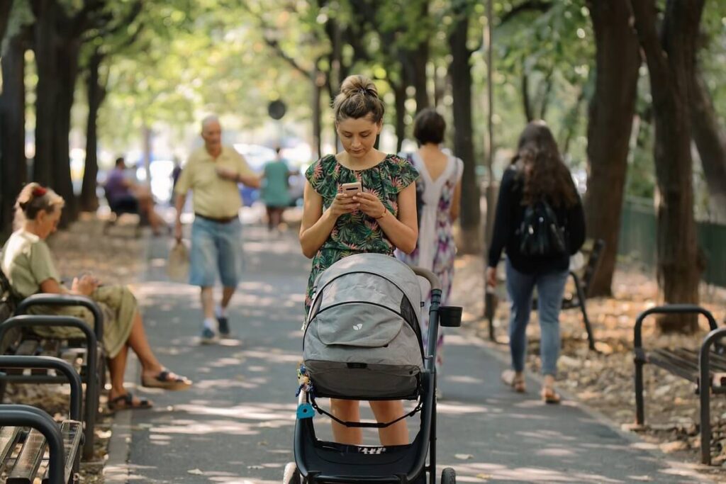 9 Best Baby Strollers - HappyBabyHub